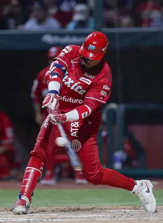 Robinson Canó y Andretty Cordero, los bateadores dominicanos en México
