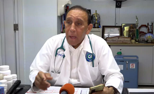 Cruz Jiminián se encuentra estable tras sufrir una crisis por arritmia