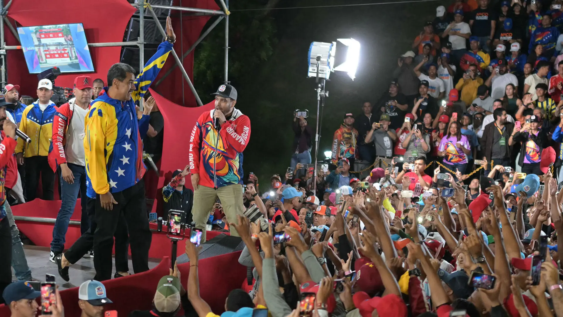 Maduro: "hackeo masivo" generó demora en resultados en Venezuela