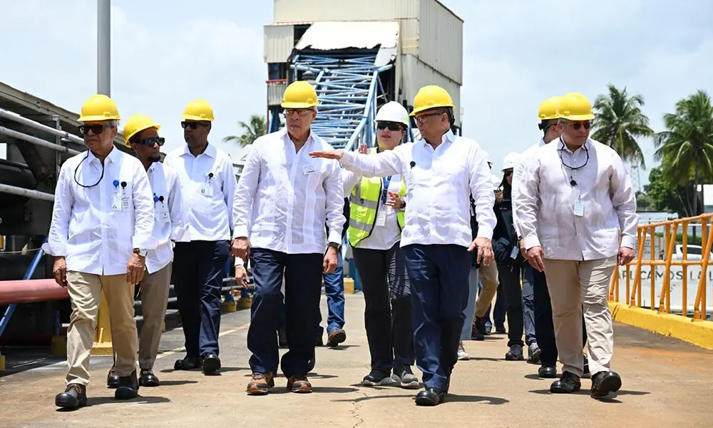 Consejo de Refidomsa visita muelle de Itabo - Periódico elCaribe