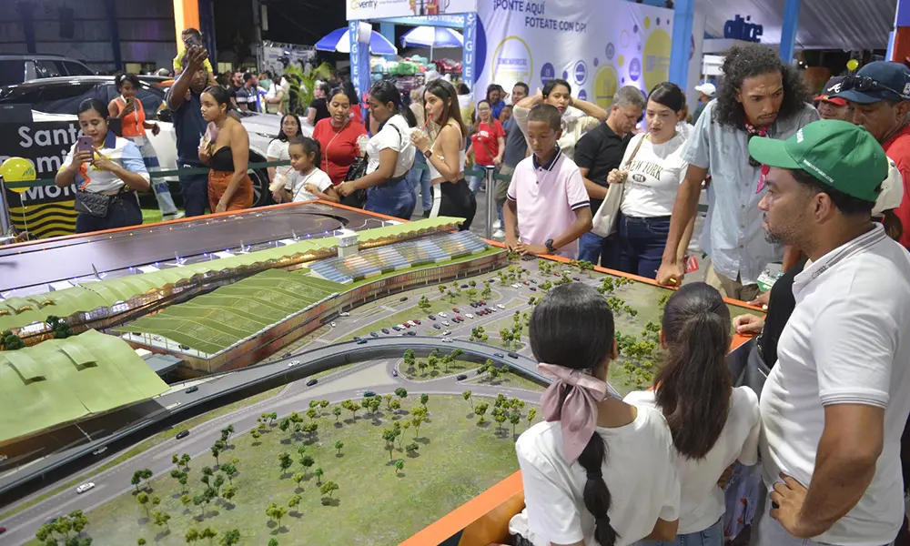 Expo Cibao cerró con 120 mil visitantes - Periódico elCaribe