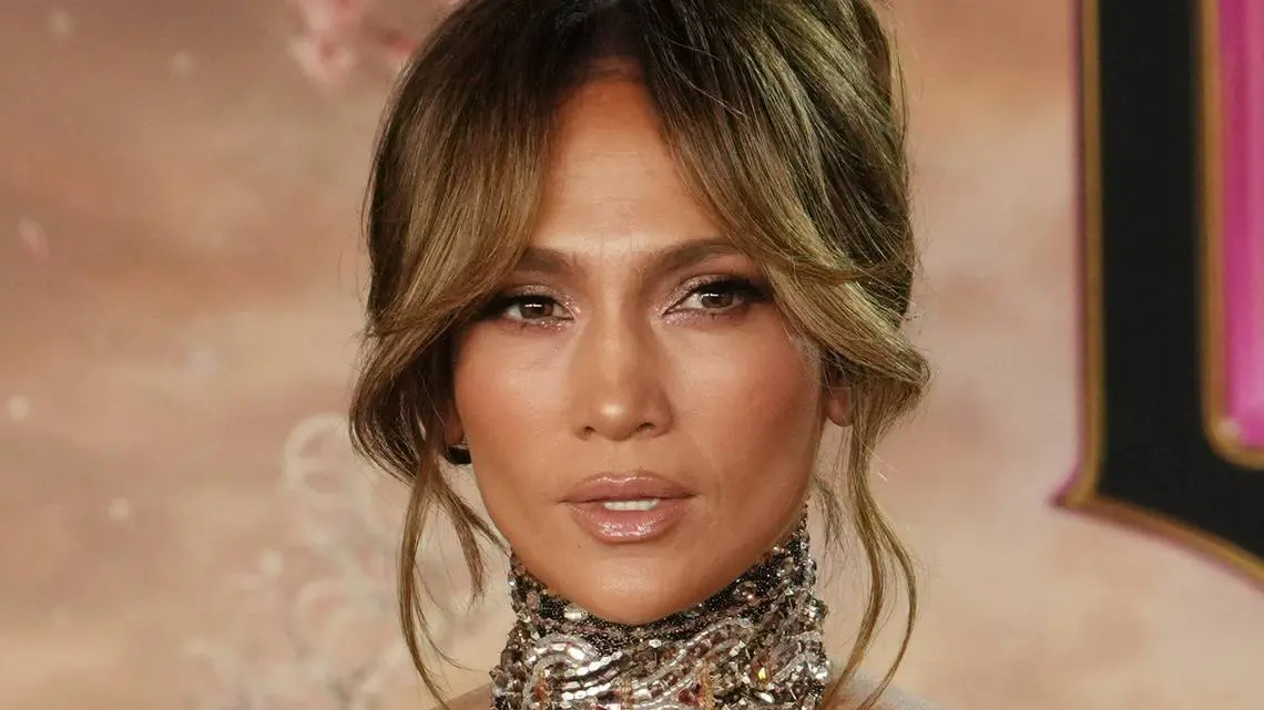 JLo: 'Unstoppable' enseña que no importa lo que falta