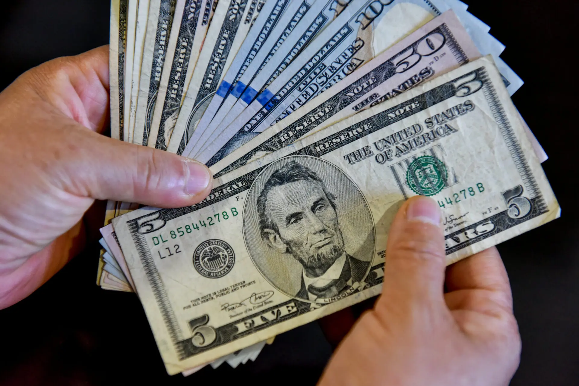 Dólar Paralelo y Dólar BCV en Venezuela 1 de febrero 2025