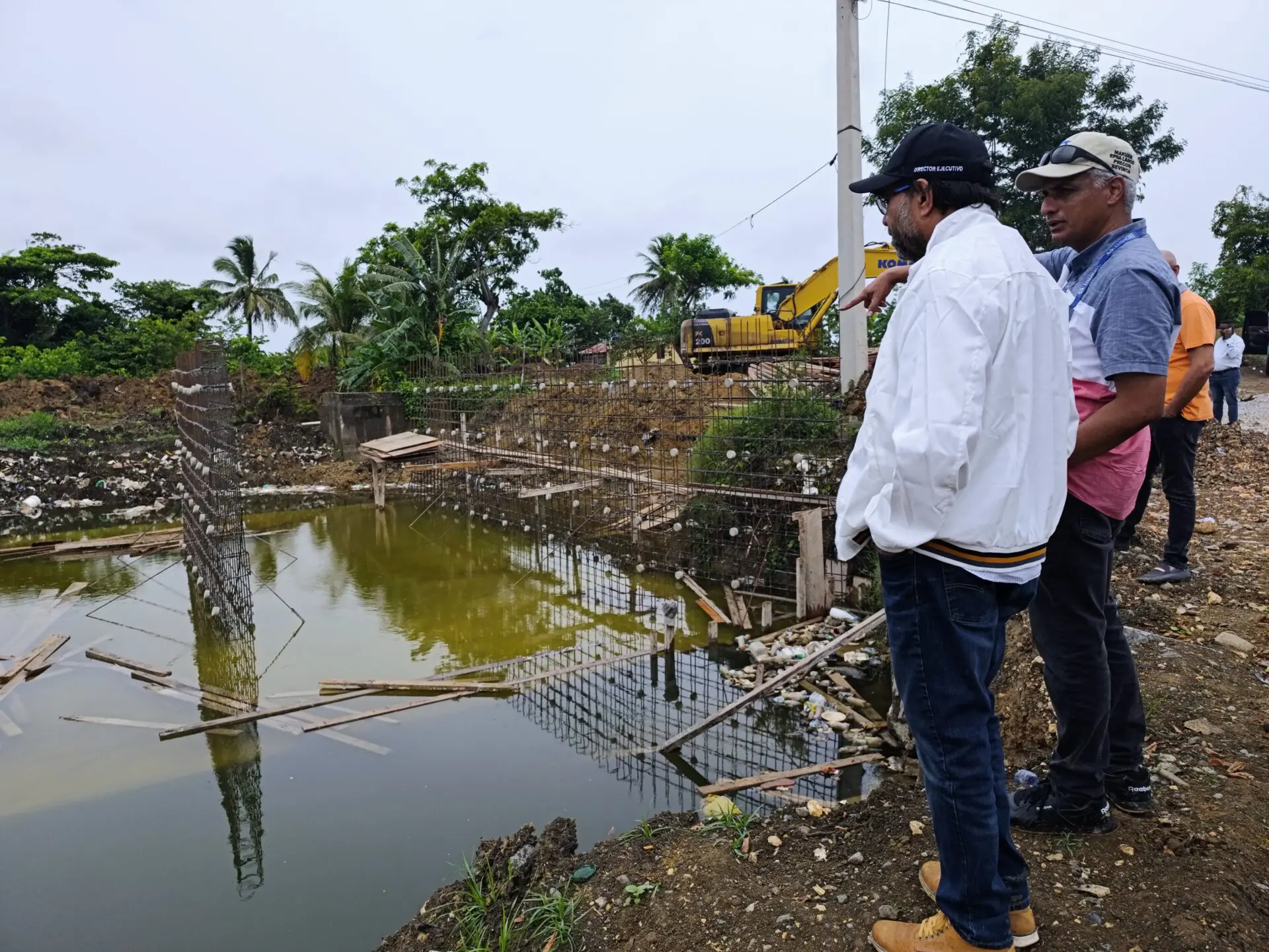 Olmedo Caba Romano supervisa obras hidráulicas y viales en SFM