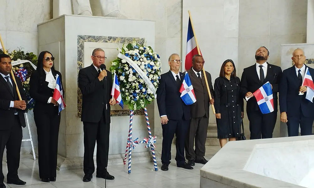 Realizan actos conmemorativos por fallecimiento Juan Pablo Duarte ...