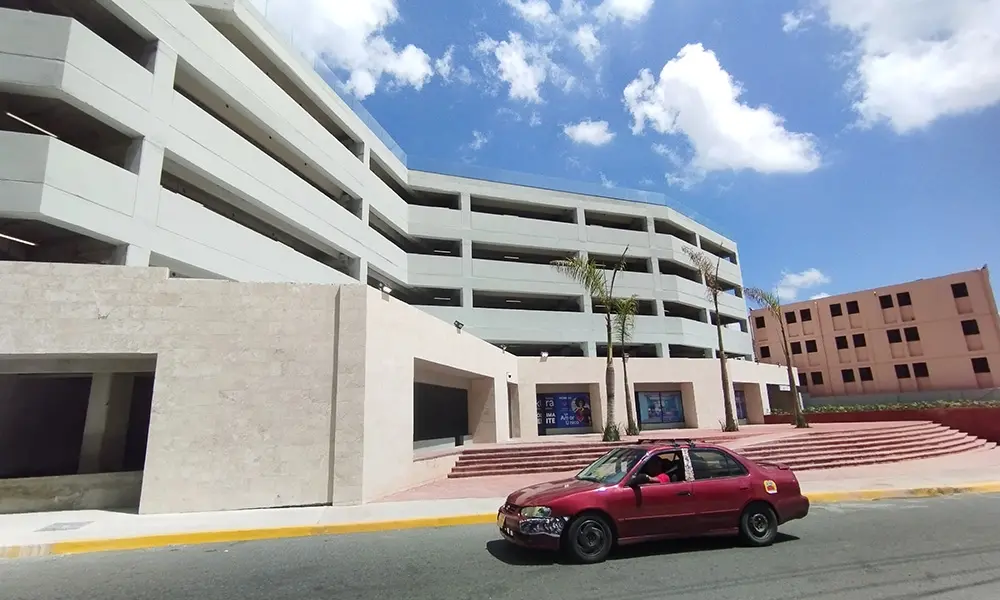 Parqueo Plaza Zona Colonial abre sus puertas al público hoy - Periódico ...