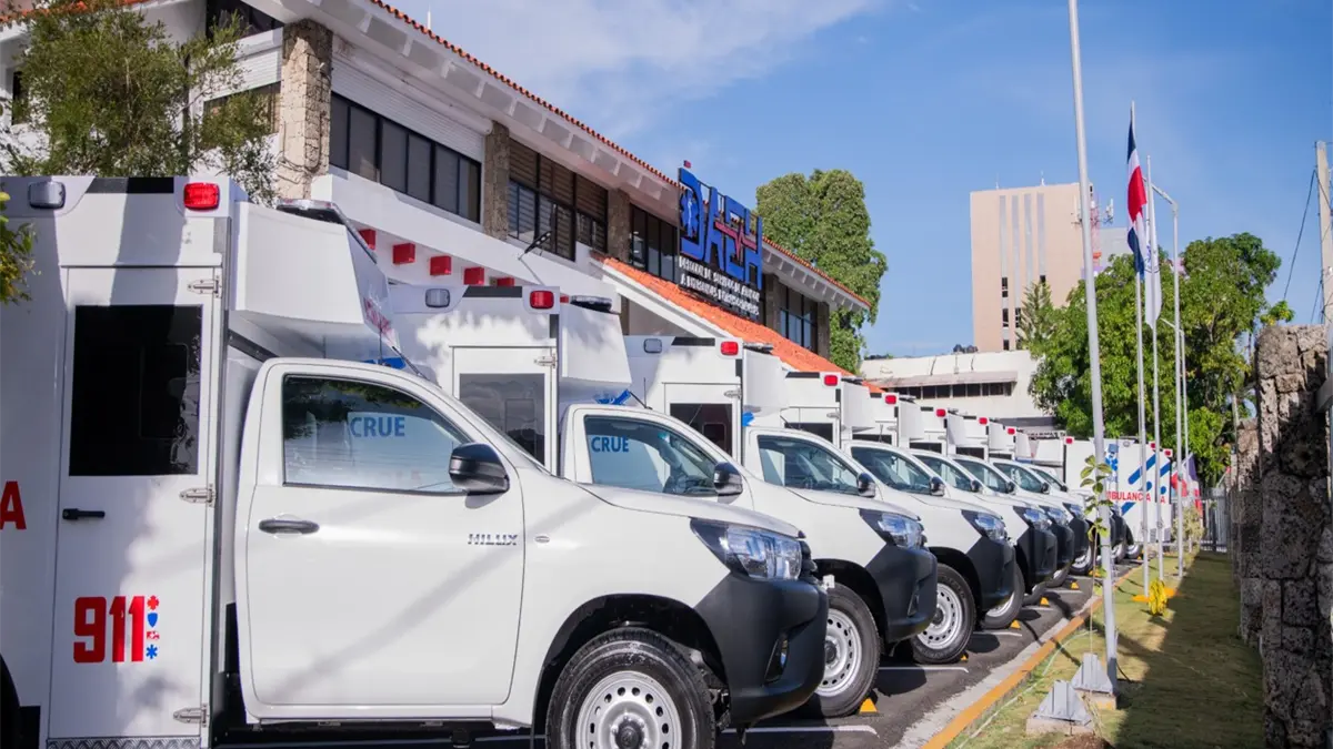 DAEH recibe 43 nuevas ambulancias para fortalecer la atención