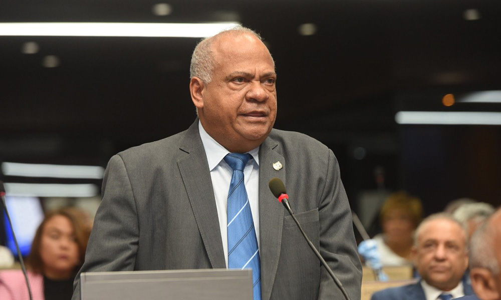 Diputado del PRM propone modificar Constitución para habilitar a Danilo ...