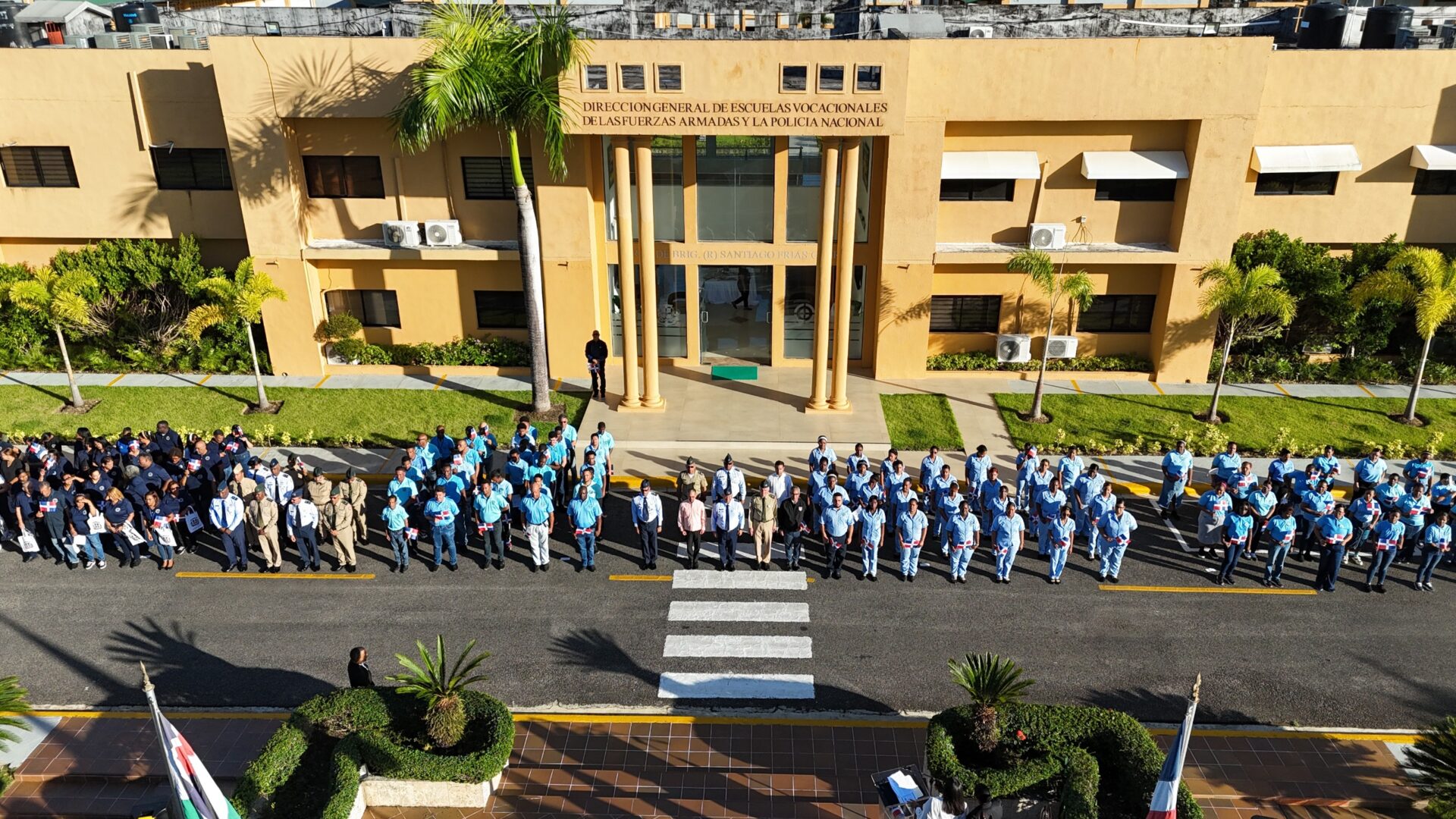 Escuelas Vocacionales del MIDE inician Ciclo Patriótico 2026