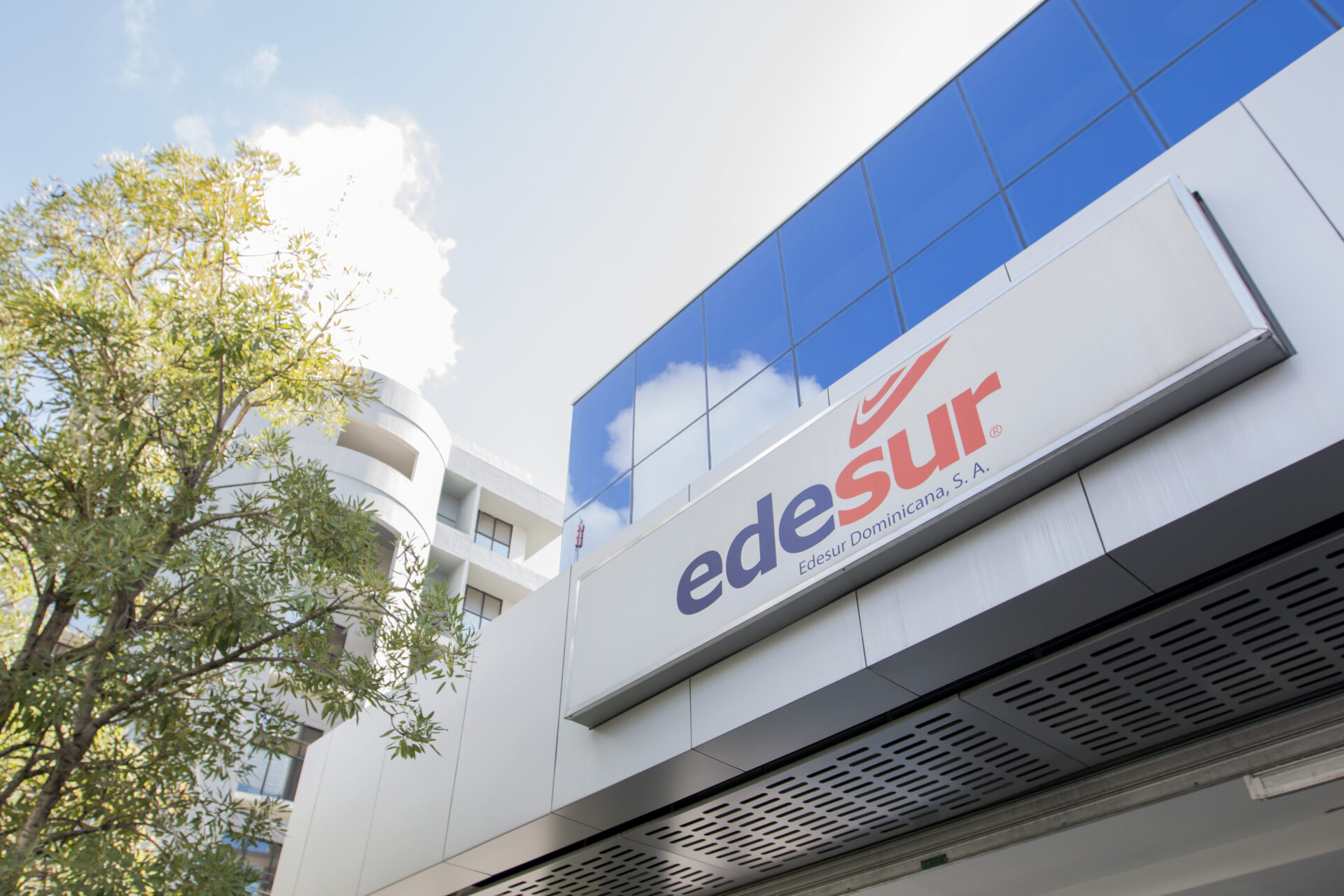 Edesur reduce su déficit en US$48 millones en 2025