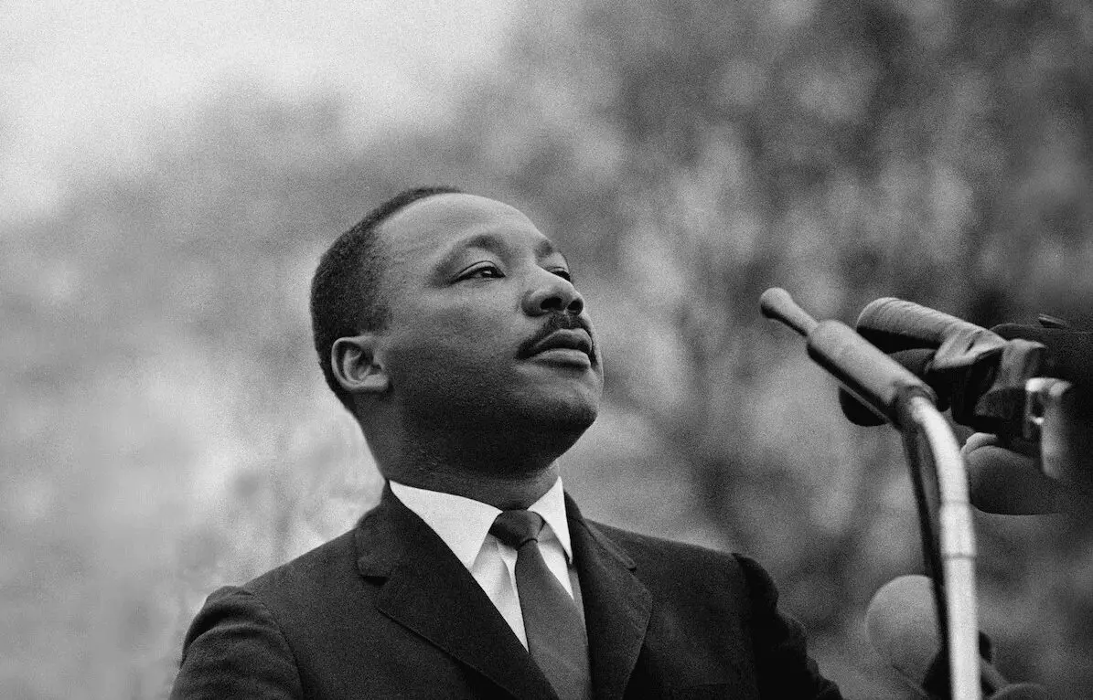 Efemérides del 15 de enero: Tal día como hoy en la historia
