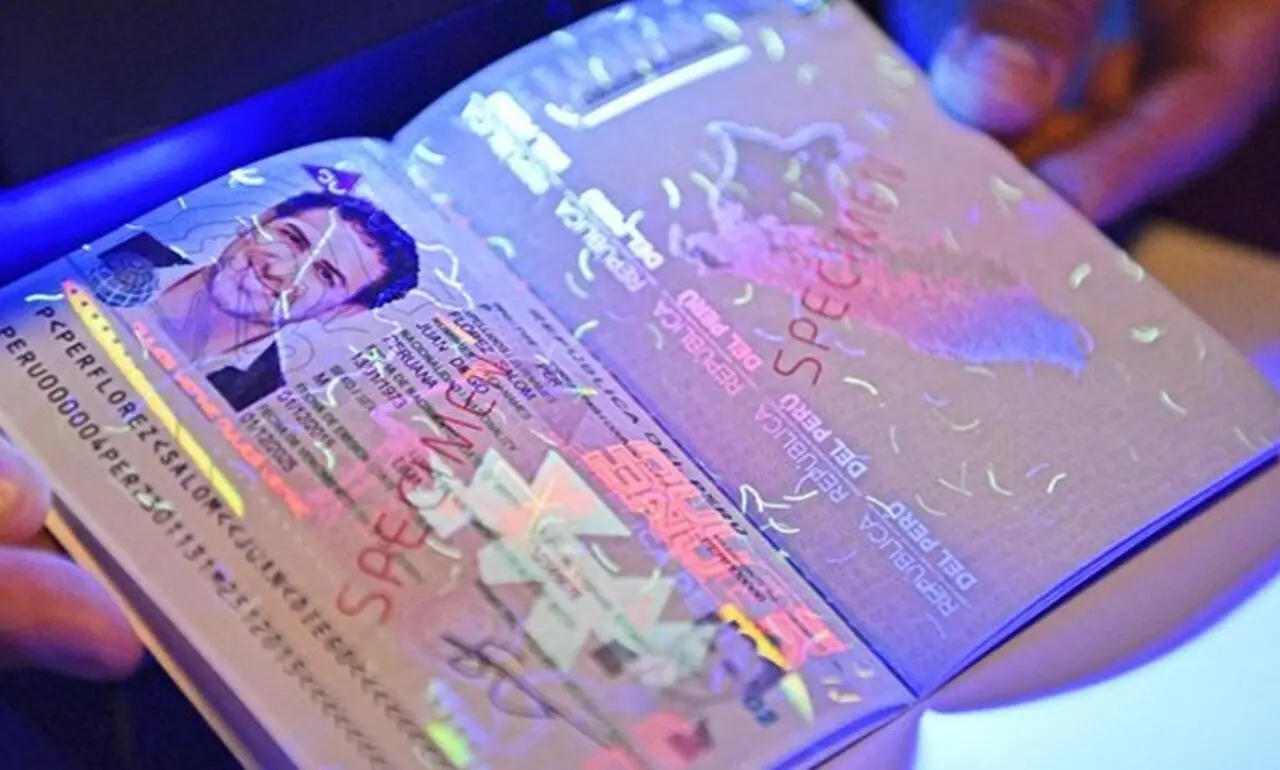 Abinader recibirá el primer pasaporte electrónico este miércoles