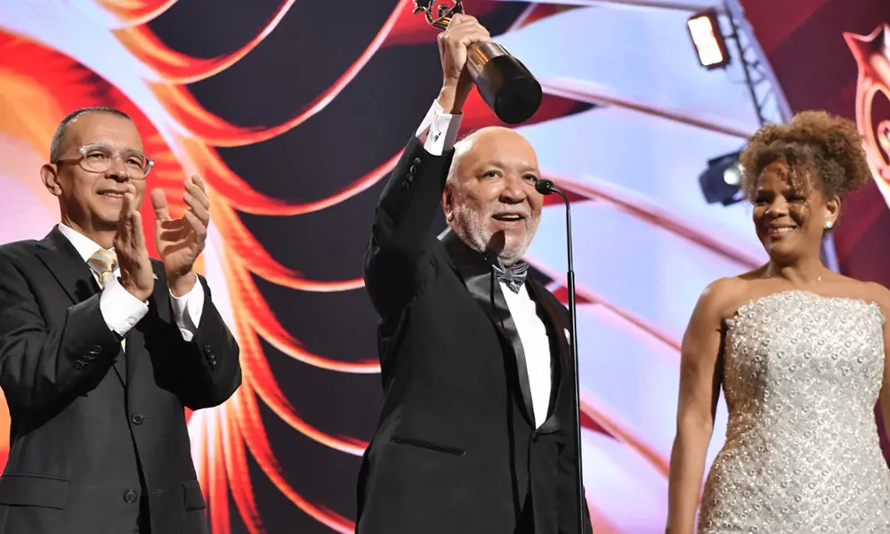 Jochy Santos gana el Gran Soberano, en una gala ecléctica - Periódico ...